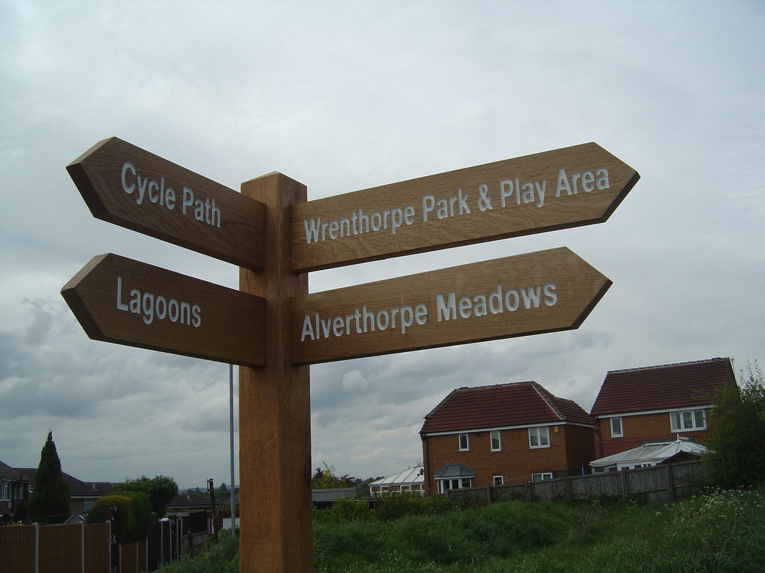 Fingerpost signs, bollards & waymarkers for public open spaces