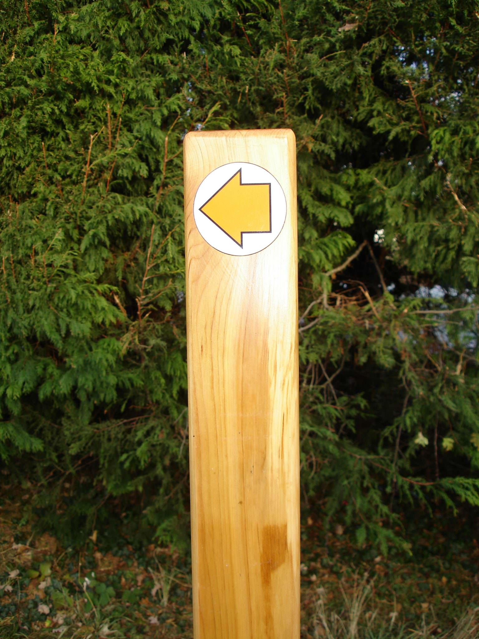 Fingerpost signs, bollards & waymarkers for public open spaces