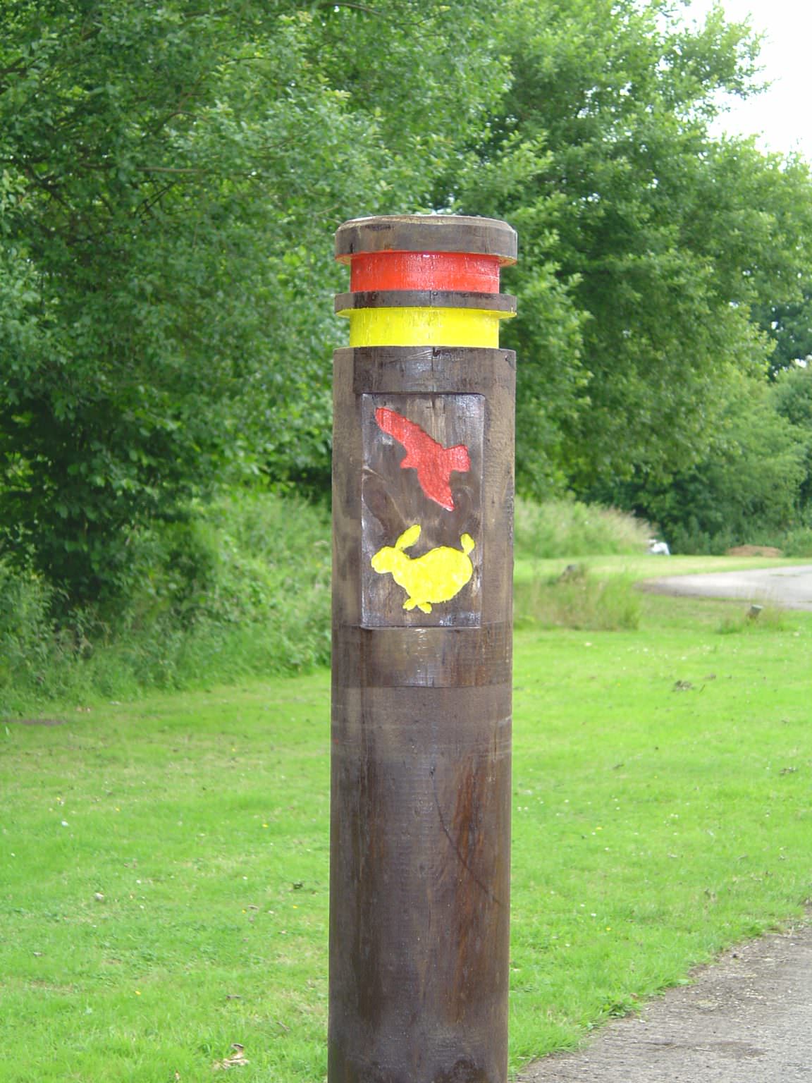 Fingerpost signs, bollards & waymarkers for public open spaces