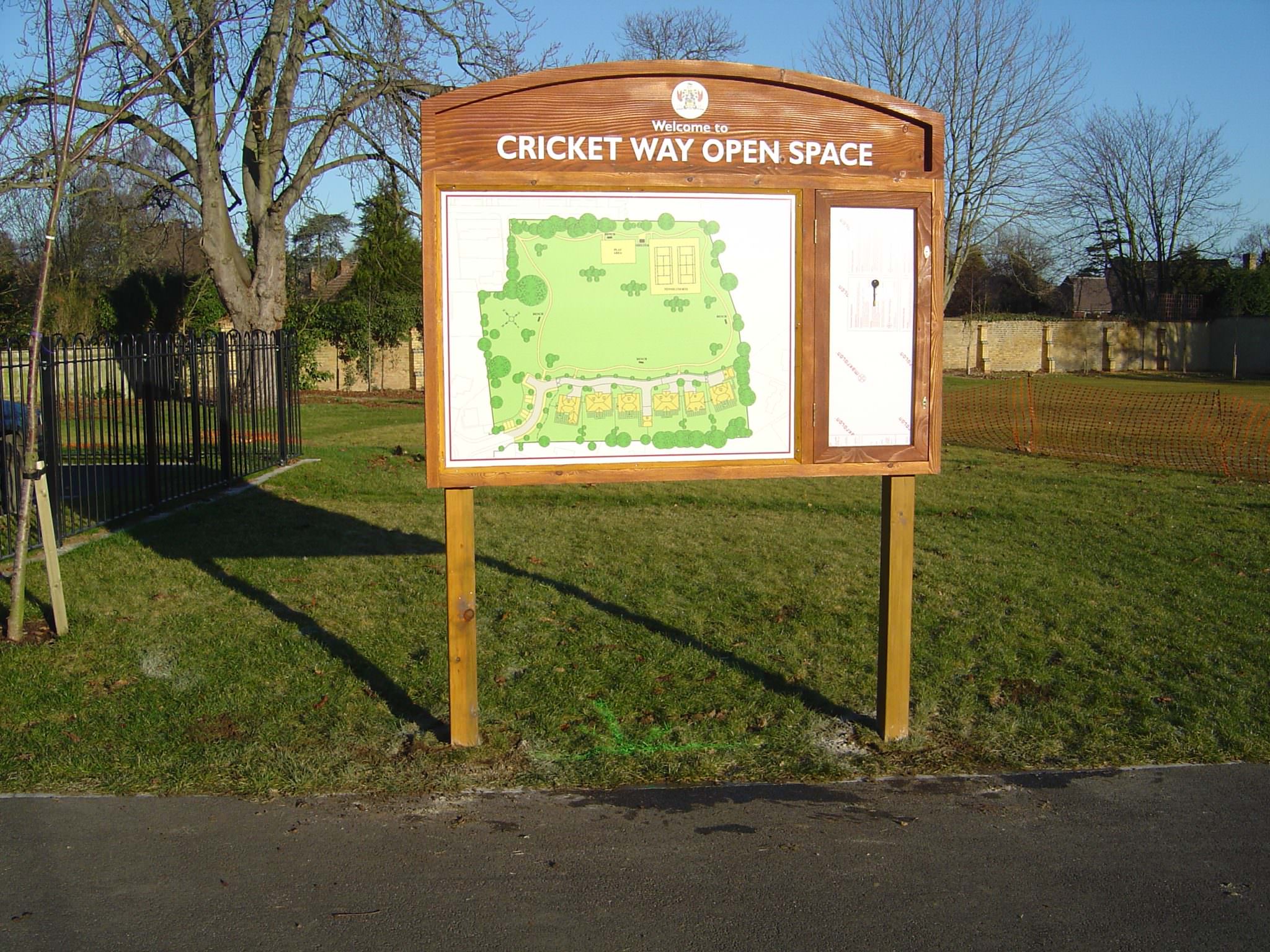 Signs for parks and public open spaces - Entrance, interpretation